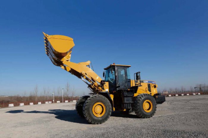 SEM Wheel Loader 655D - Al Bahar SEM - Caterpillar CAT